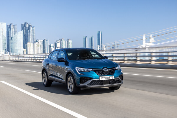 르노코리아자동차 XM3 E-TECH 하이브리드, 호평 속 ‘11月 차’ 선정