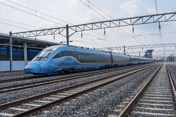 코레일, ‘KTX-청룡 국민 시승단’ 1200명 모집..."국민과 함께 새로운 고속열차 시대 열어"