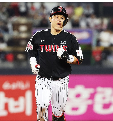 박동원, 2024 KBO 수비상 포수 부문 수상… LG 트윈스의 든든한 허리