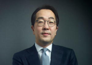 [CEO IN&OUT] 정형진號 현대캐피탈 반년… ‘글로벌 강화’ 순항